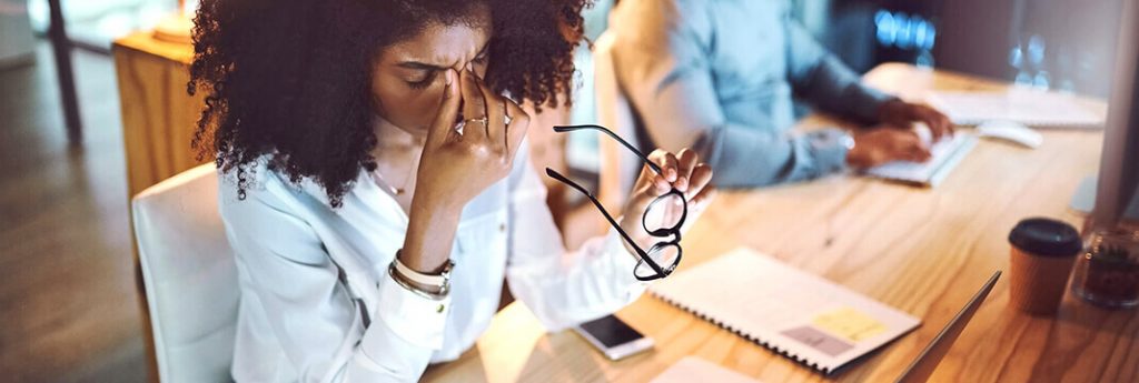 How Students and Office Workers Can Reduce Eye Strain - Place-4-Papers.com